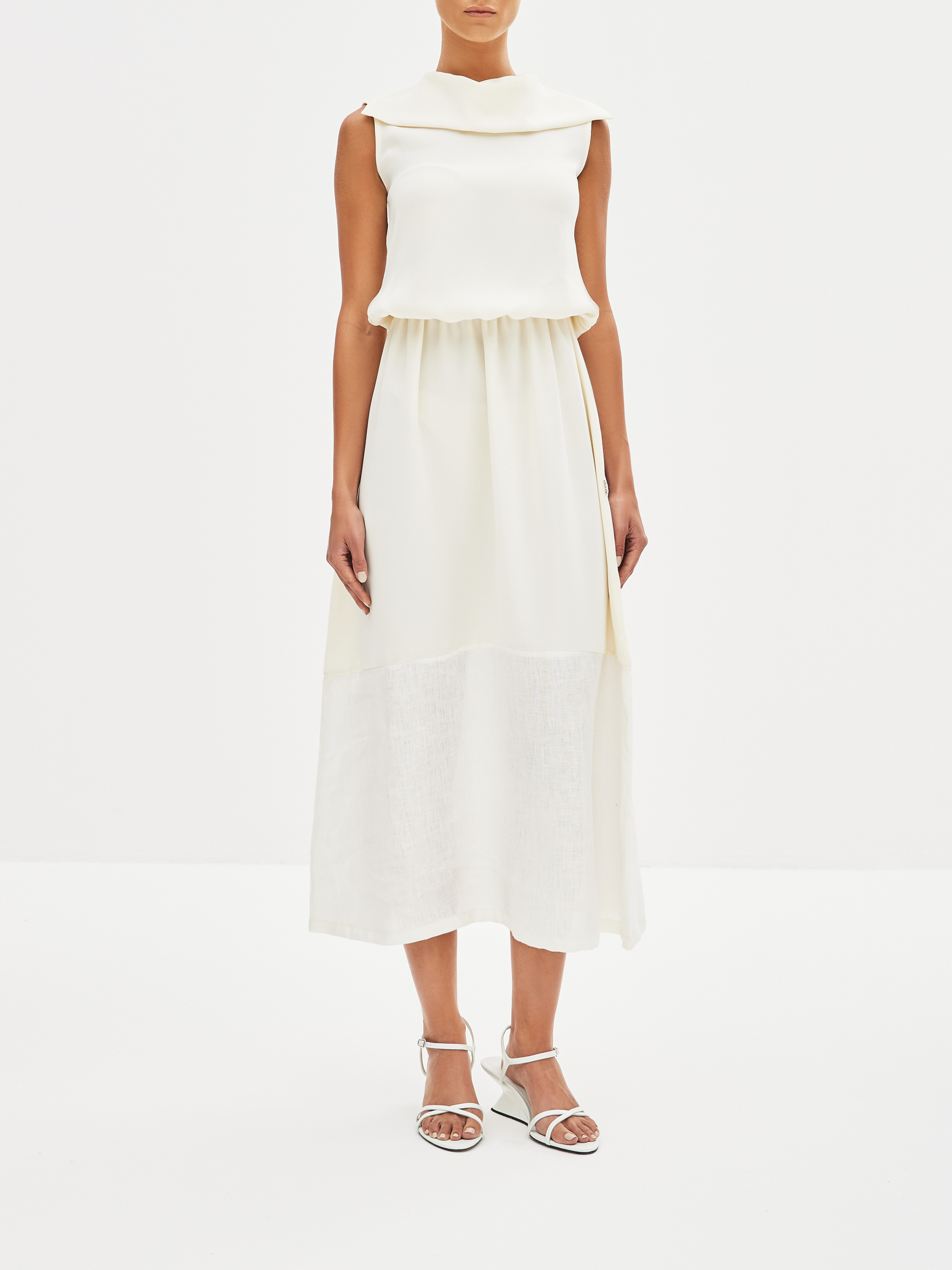 Linen-Trim Crepe Dress - Nazik